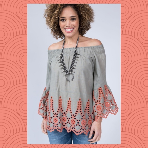 ivy jane | Tops | Ivy Jane Flared Sleeve And Eyelet Top 62221 | Poshmark